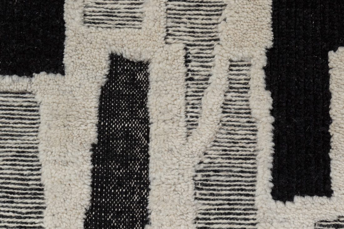 Moroccan Deco Ivory/Black Soumak Knotted Undyed Wool Rug - Kebabian's Rugs